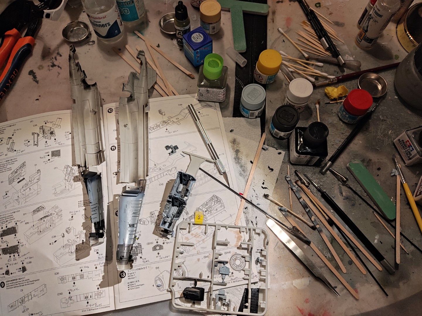 MDD F-4B Phantom II (VF-111) - studio 1:48