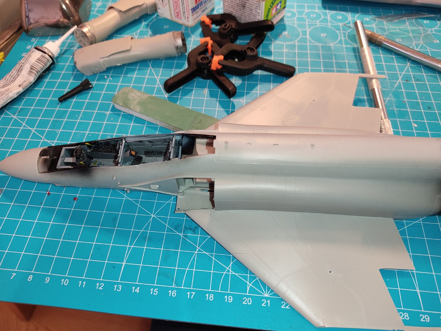 MDD F-4B Phantom II (VF-111) - studio 1:48